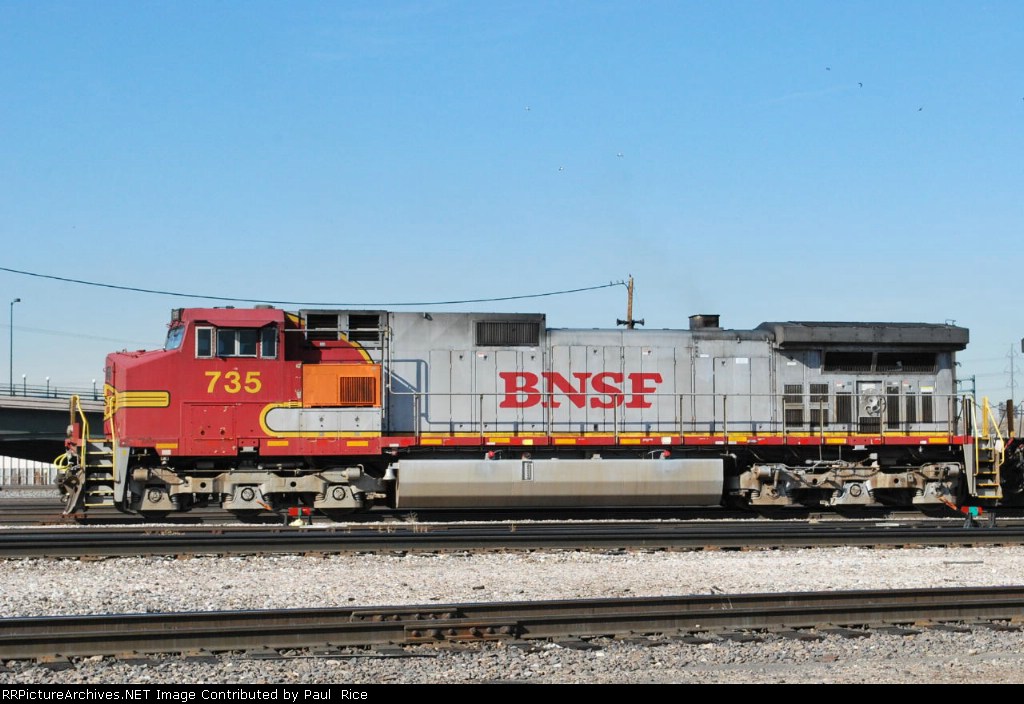 BNSF 735